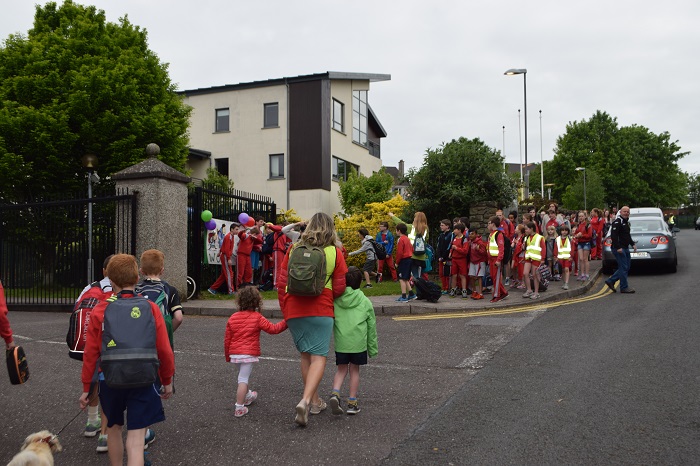 S.A.S. – Siúl ar Scoil | Gaelscoil Uí Riada