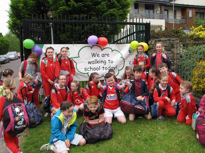 S.A.S. – Siúl ar Scoil | Gaelscoil Uí Riada